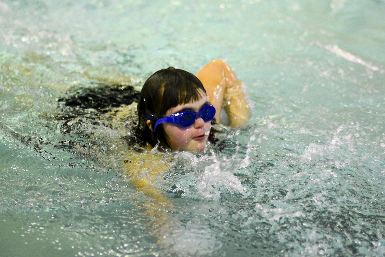 Super swim – Red Deer Express